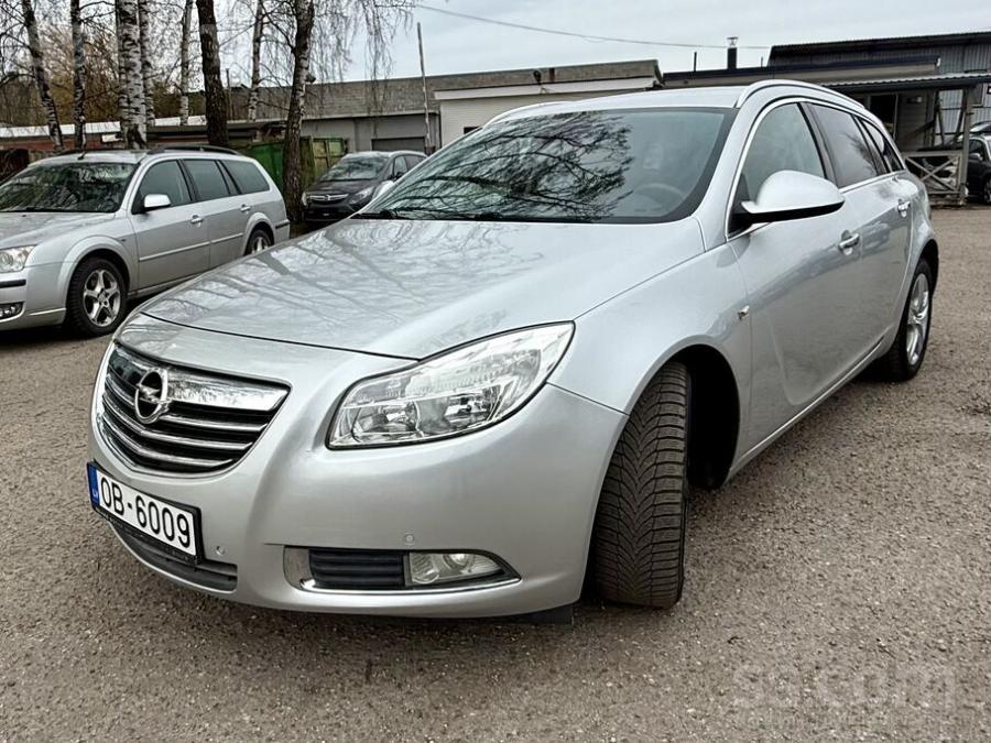 Opel Insignia 2009 in Riga, with an engine capacity of 2.00 L and mileage of 0 thousand km for 3450 €, photo 3 on AUTOMOTO.COM.LV