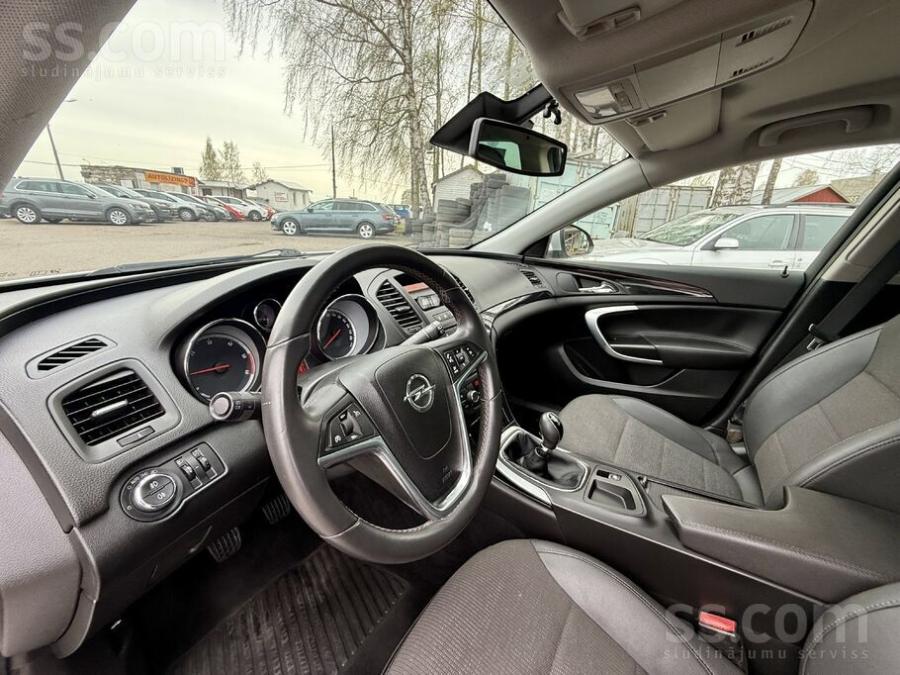 Opel Insignia 2009 in Riga, with an engine capacity of 2.00 L and mileage of 0 thousand km for 3450 €, photo 17 on AUTOMOTO.COM.LV