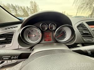 Opel Insignia 2009 in Riga, with an engine capacity of 2.00 L and mileage of 0 thousand km for 3450 €, photo 18 on AUTOMOTO.COM.LV