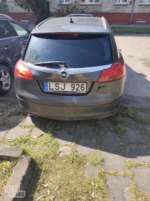 Opel Insignia 2009 in Panevezys, with an engine capacity of 2.00 L and mileage of 285 thousand km for 2100 €, photo 5 on AUTOMOTO.COM.LV