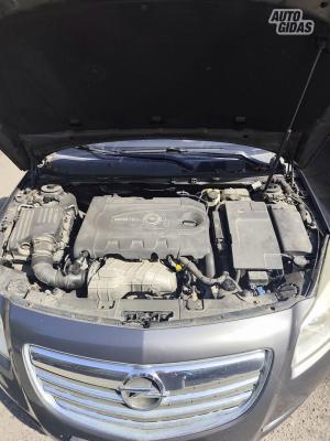 Opel Insignia 2009 in Panevezys, with an engine capacity of 2.00 L and mileage of 285 thousand km for 2100 €, photo 6 on AUTOMOTO.COM.LV