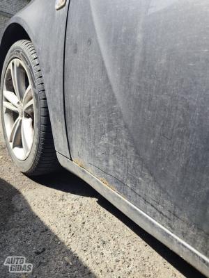Opel Insignia 2009 in Panevezys, with an engine capacity of 2.00 L and mileage of 285 thousand km for 2100 €, photo 10 on AUTOMOTO.COM.LV