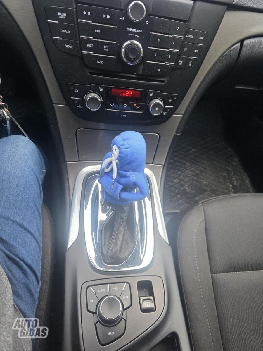 Opel Insignia 2009 Viļņa, ar dzinēja tilpumu 2.00 L un nobraukumu 293 tūkst. km par 2500 €, foto 15 vietnē AUTOMOTO.COM.LV