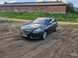 Opel Insignia 2009 in Kaunas, with an engine capacity of 2.00 L and mileage of 258 thousand km for 1399 €, photo  on AUTOMOTO.COM.LV