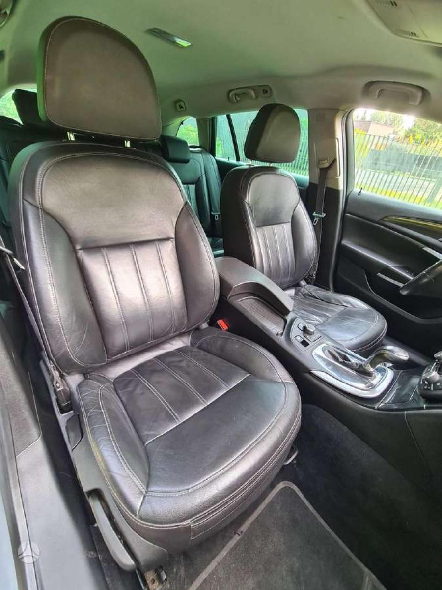 Opel Insignia 2009 Viļņa, ar dzinēja tilpumu 2.00 L un nobraukumu 400 tūkst. km par 2400 €, foto 28 vietnē AUTOMOTO.COM.LV