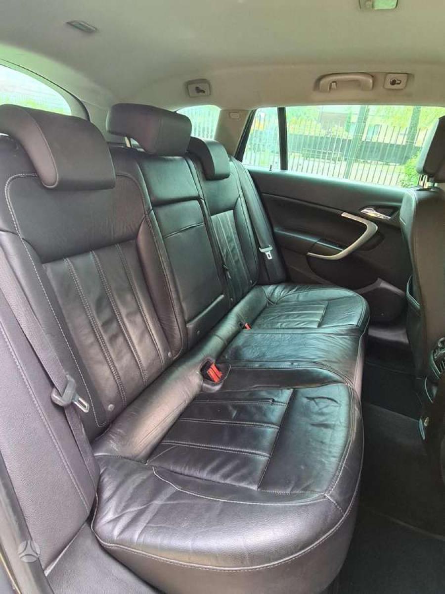 Opel Insignia 2009 Viļņa, ar dzinēja tilpumu 2.00 L un nobraukumu 400 tūkst. km par 2400 €, foto 30 vietnē AUTOMOTO.COM.LV