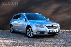Opel Insignia 2010 Rīga, ar dzinēja tilpumu 2.00 L un nobraukumu 0 tūkst. km par 4900 €, foto 2 vietnē AUTOMOTO.COM.LV