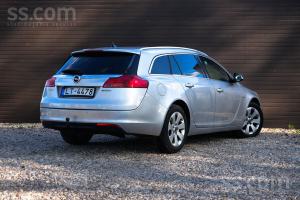 Opel Insignia 2010 Rīga, ar dzinēja tilpumu 2.00 L un nobraukumu 0 tūkst. km par 4900 €, foto 3 vietnē AUTOMOTO.COM.LV