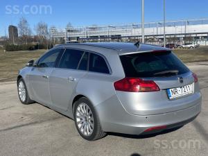 Opel Insignia 2010 in Riga, with an engine capacity of 2.00 L and mileage of 260 thousand km for 3450 €, photo 3 on AUTOMOTO.COM.LV