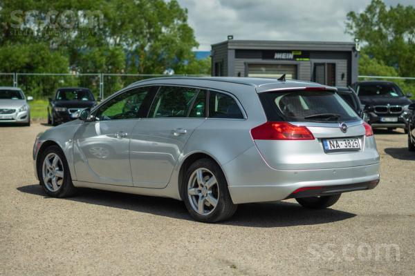 Opel Insignia 2010 in Liepaja, with an engine capacity of 2.00 L and mileage of 324 thousand km for 2900 €, photo 4 on AUTOMOTO.COM.LV