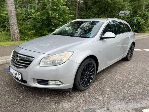 Opel Insignia 2010 Valmiera, ar dzinēja tilpumu 2.00 L un nobraukumu 309 tūkst. km par 3350 €, foto 1 vietnē AUTOMOTO.COM.LV