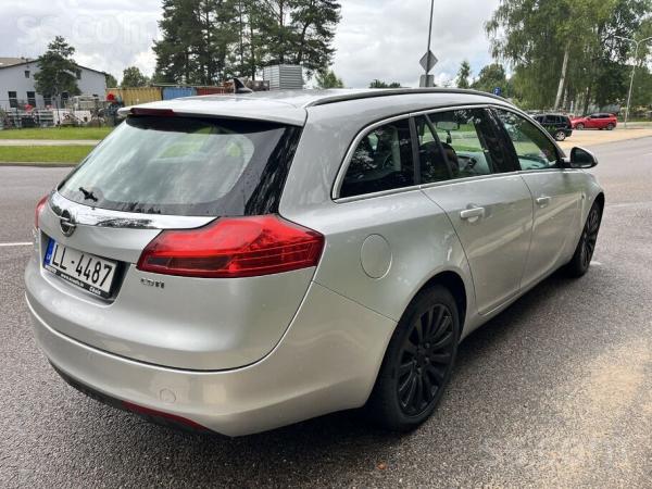 Opel Insignia 2010 Valmiera, ar dzinēja tilpumu 2.00 L un nobraukumu 309 tūkst. km par 3350 €, foto 3 vietnē AUTOMOTO.COM.LV