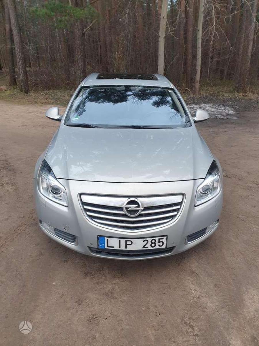 Opel Insignia 2010 in Vilnius, with an engine capacity of 2.80 L and mileage of 224 thousand km for 3200 €, photo 3 on AUTOMOTO.COM.LV