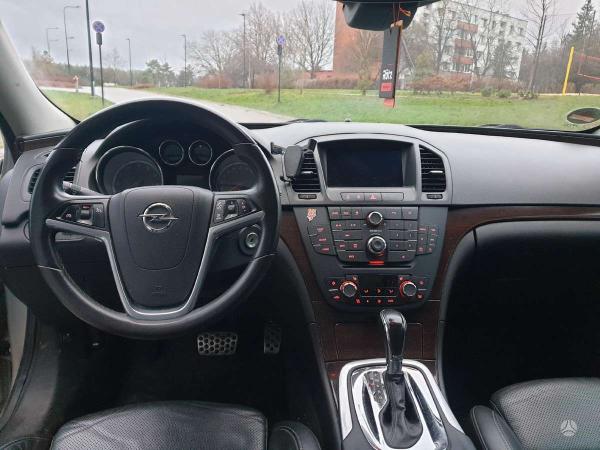 Opel Insignia 2010 Viļņa, ar dzinēja tilpumu 2.80 L un nobraukumu 224 tūkst. km par 3200 €, foto 9 vietnē AUTOMOTO.COM.LV