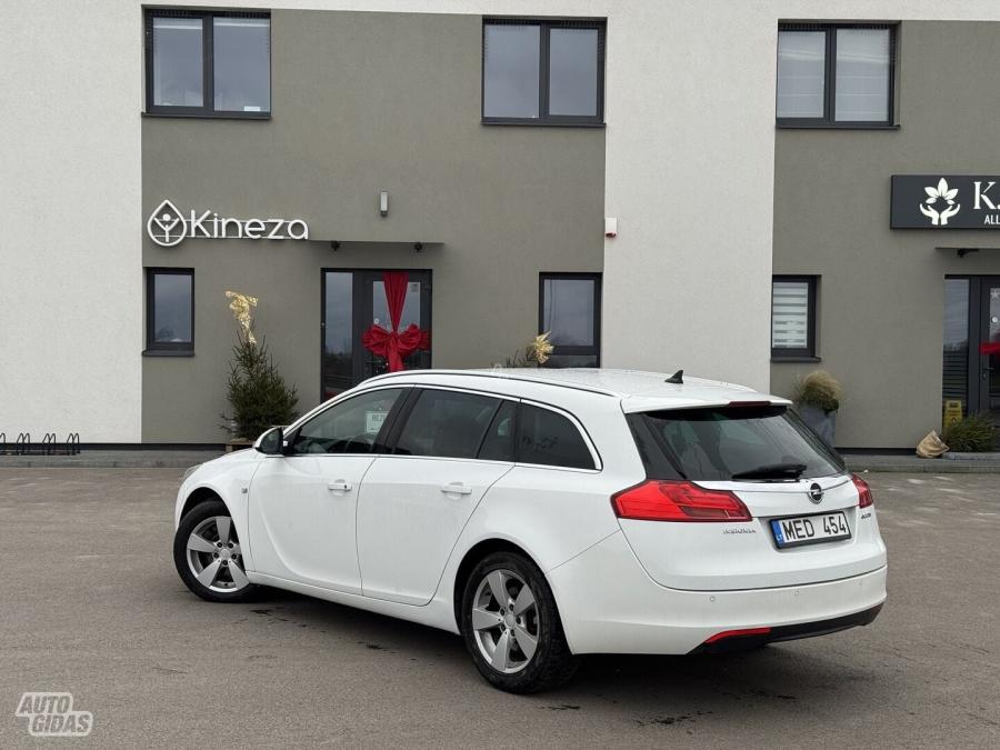 Opel Insignia 2010 Kauņa, ar dzinēja tilpumu 2.00 L un nobraukumu 293 tūkst. km par 2800 €, foto 8 vietnē AUTOMOTO.COM.LV