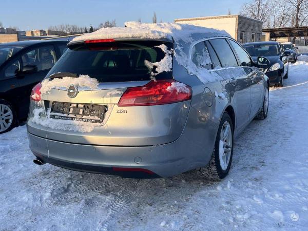 Opel Insignia 2010 in Kretinga, with an engine capacity of 1.96 L and mileage of 270 thousand km for 4500 €, photo 3 on AUTOMOTO.COM.LV