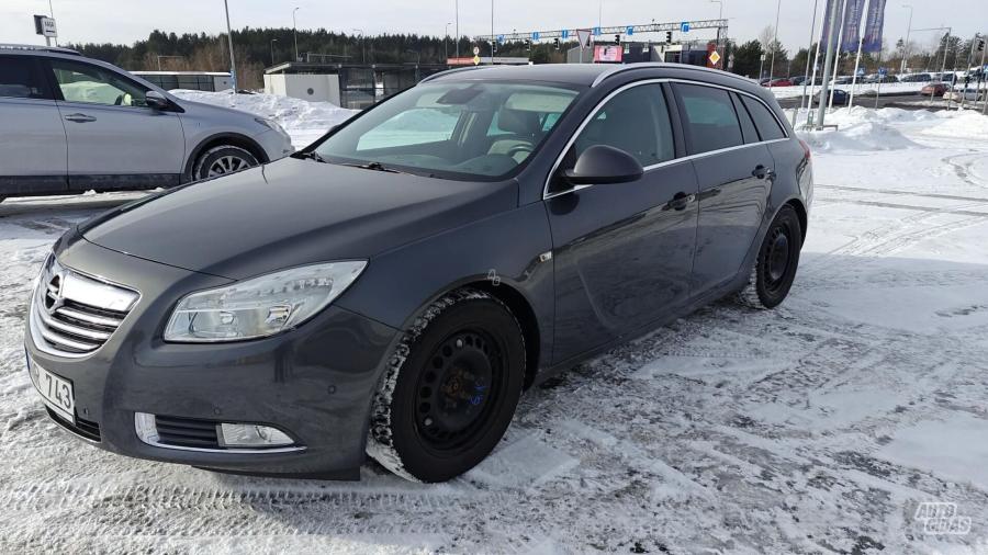 Opel Insignia 2010 in Vilnius, with an engine capacity of 2.00 L and mileage of 251 thousand km for 2800 €, photo 1 on AUTOMOTO.COM.LV