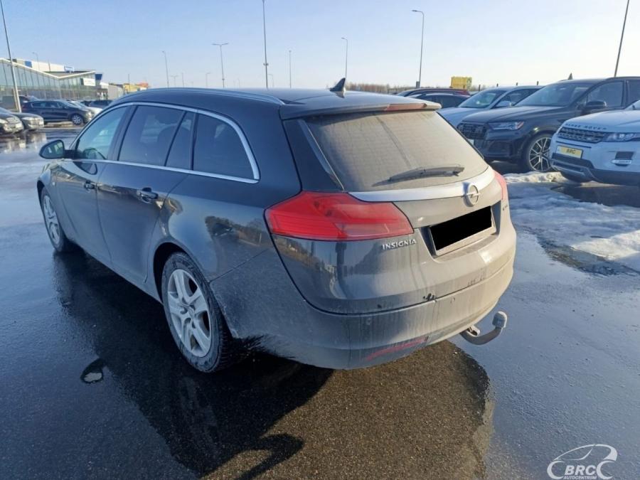 Opel Insignia 2010 Viļņa, ar dzinēja tilpumu 1.96 L un nobraukumu 365 tūkst. km par 2700 €, foto 3 vietnē AUTOMOTO.COM.LV