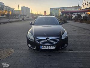 Opel Insignia 2010 in Vilnius, with an engine capacity of 2.00 L and mileage of 260 thousand km for 2700 €, photo 3 on AUTOMOTO.COM.LV