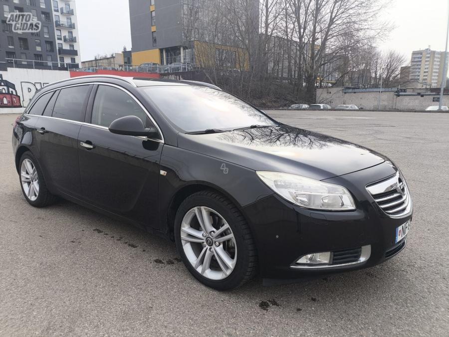 Opel Insignia 2010 in Vilnius, with an engine capacity of 2.00 L and mileage of 259 thousand km for 2600 €, photo 1 on AUTOMOTO.COM.LV