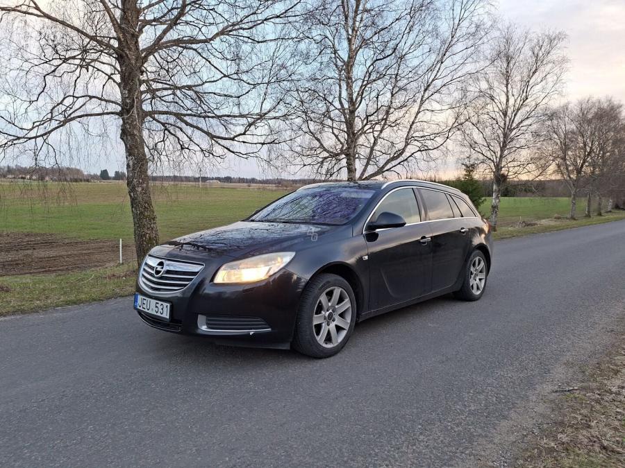 Opel Insignia 2010 in Silale, with an engine capacity of 2.00 L and mileage of 300 thousand km for 1500 €, photo 6 on AUTOMOTO.COM.LV