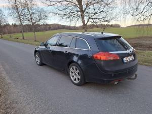 Opel Insignia 2010 in Silale, with an engine capacity of 2.00 L and mileage of 300 thousand km for 1500 €, photo 9 on AUTOMOTO.COM.LV