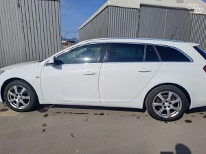 Opel Insignia 2010 in Klaipeda, with an engine capacity of 2.00 L and mileage of 249 thousand km for 2950 €, photo 8 on AUTOMOTO.COM.LV