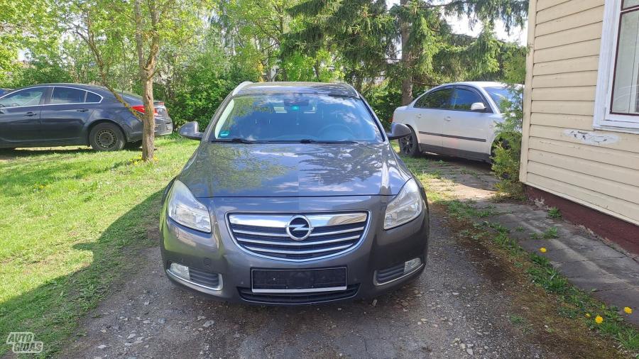 Opel Insignia 2010 in Vilnius, with an engine capacity of 2.00 L and mileage of 289 thousand km for 2750 €, photo 1 on AUTOMOTO.COM.LV