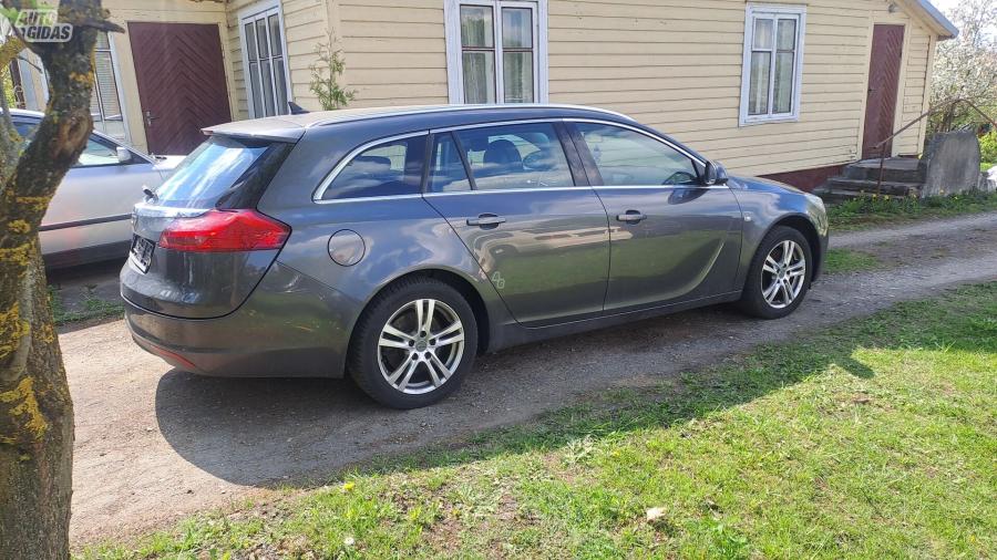 Opel Insignia 2010 in Vilnius, with an engine capacity of 2.00 L and mileage of 289 thousand km for 2750 €, photo 6 on AUTOMOTO.COM.LV