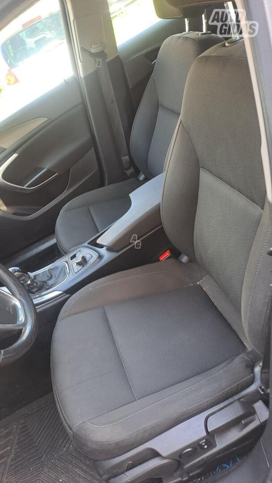 Opel Insignia 2010 in Vilnius, with an engine capacity of 2.00 L and mileage of 289 thousand km for 2750 €, photo 13 on AUTOMOTO.COM.LV