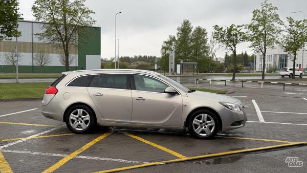 Opel Insignia 2010 in Siauliai, with an engine capacity of 2.00 L and mileage of 260 thousand km for 1650 €, photo 3 on AUTOMOTO.COM.LV