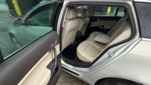 Opel Insignia 2010 in Siauliai, with an engine capacity of 2.00 L and mileage of 260 thousand km for 1650 €, photo 8 on AUTOMOTO.COM.LV