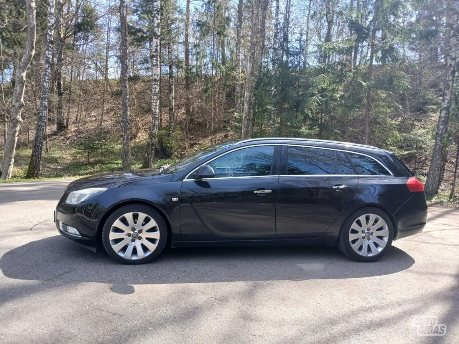 Opel Insignia 2010 in Alytus, with an engine capacity of 2.00 L and mileage of 302 thousand km for 2350 €, photo 4 on AUTOMOTO.COM.LV