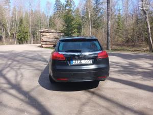 Opel Insignia 2010 in Alytus, with an engine capacity of 2.00 L and mileage of 302 thousand km for 2350 €, photo 6 on AUTOMOTO.COM.LV