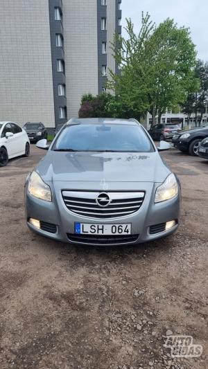 Opel Insignia 2010 in Kaunas, with an engine capacity of 2.00 L and mileage of 300 thousand km for 2300 €, photo  on AUTOMOTO.COM.LV