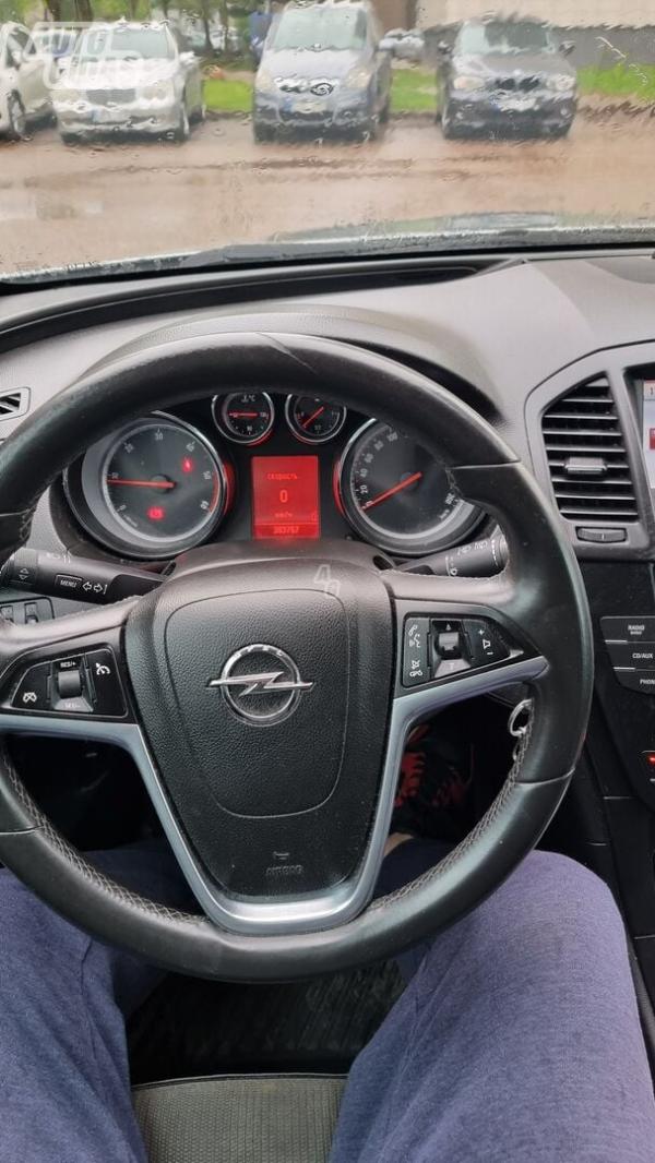 Opel Insignia 2010 Kauņa, ar dzinēja tilpumu 2.00 L un nobraukumu 300 tūkst. km par 2300 €, foto 3 vietnē AUTOMOTO.COM.LV