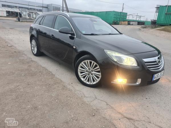 Opel Insignia 2010 in Vilnius, with an engine capacity of 2.00 L and mileage of 252 thousand km for 3250 €, photo 2 on AUTOMOTO.COM.LV