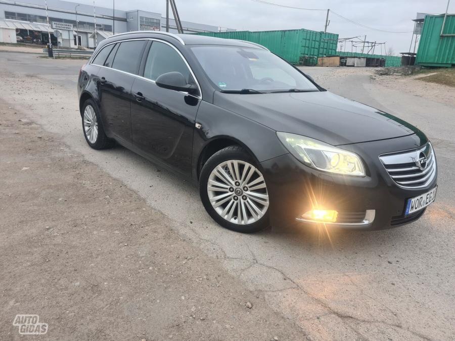 Opel Insignia 2010 in Vilnius, with an engine capacity of 2.00 L and mileage of 252 thousand km for 3250 €, photo 3 on AUTOMOTO.COM.LV