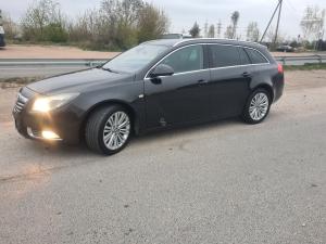 Opel Insignia 2010 in Vilnius, with an engine capacity of 2.00 L and mileage of 252 thousand km for 3250 €, photo 4 on AUTOMOTO.COM.LV