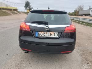 Opel Insignia 2010 in Vilnius, with an engine capacity of 2.00 L and mileage of 252 thousand km for 3250 €, photo 7 on AUTOMOTO.COM.LV