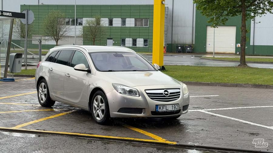 Opel Insignia 2010 in Siauliai, with an engine capacity of 2.00 L and mileage of 260 thousand km for 1450 €, photo 1 on AUTOMOTO.COM.LV