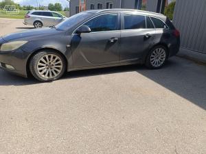 Opel Insignia 2010 in Utena, with an engine capacity of 2.00 L and mileage of 350 thousand km for 1555 €, photo 3 on AUTOMOTO.COM.LV