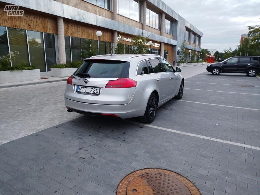 Opel Insignia 2010 in Siauliai, with an engine capacity of 2.00 L and mileage of 380 thousand km for 1650 €, photo 5 on AUTOMOTO.COM.LV