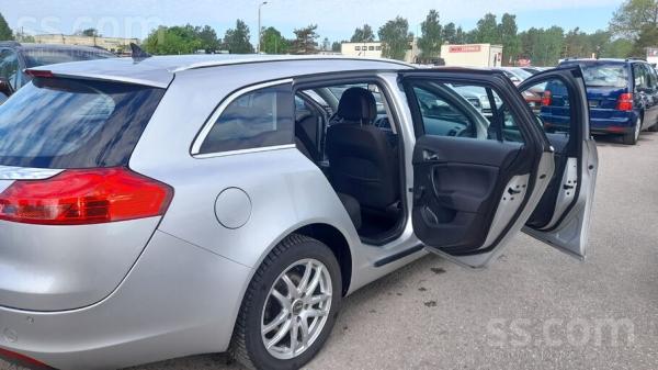 Opel Insignia 2010 Rīga, ar dzinēja tilpumu 2.00 L un nobraukumu 221 tūkst. km par 3600 €, foto 10 vietnē AUTOMOTO.COM.LV