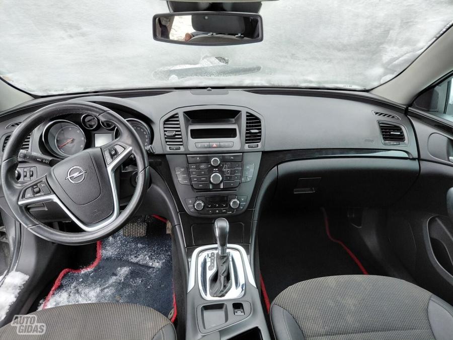 Opel Insignia 2010 Viļņa, ar dzinēja tilpumu 2.00 L un nobraukumu 359 tūkst. km par 2000 €, foto 12 vietnē AUTOMOTO.COM.LV