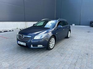 Opel Insignia 2010 in Siauliai, with an engine capacity of 2.00 L and mileage of 255 thousand km for 2750 €, photo  on AUTOMOTO.COM.LV