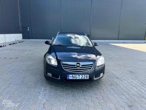 Opel Insignia 2010 in Siauliai, with an engine capacity of 2.00 L and mileage of 255 thousand km for 2750 €, photo 3 on AUTOMOTO.COM.LV