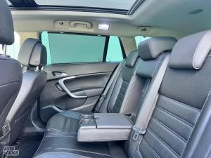 Opel Insignia 2010 in Siauliai, with an engine capacity of 2.00 L and mileage of 255 thousand km for 2750 €, photo 13 on AUTOMOTO.COM.LV