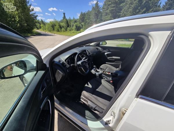 Opel Insignia 2010 Šauļi, ar dzinēja tilpumu 2.00 L un nobraukumu 300 tūkst. km par 1250 €, foto 5 vietnē AUTOMOTO.COM.LV