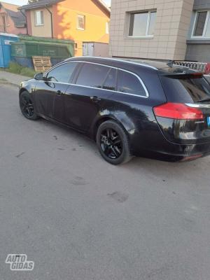 Opel Insignia 2010 in Kazlu Ruda, with an engine capacity of 2.00 L and mileage of 289 thousand km for 1500 €, photo 4 on AUTOMOTO.COM.LV